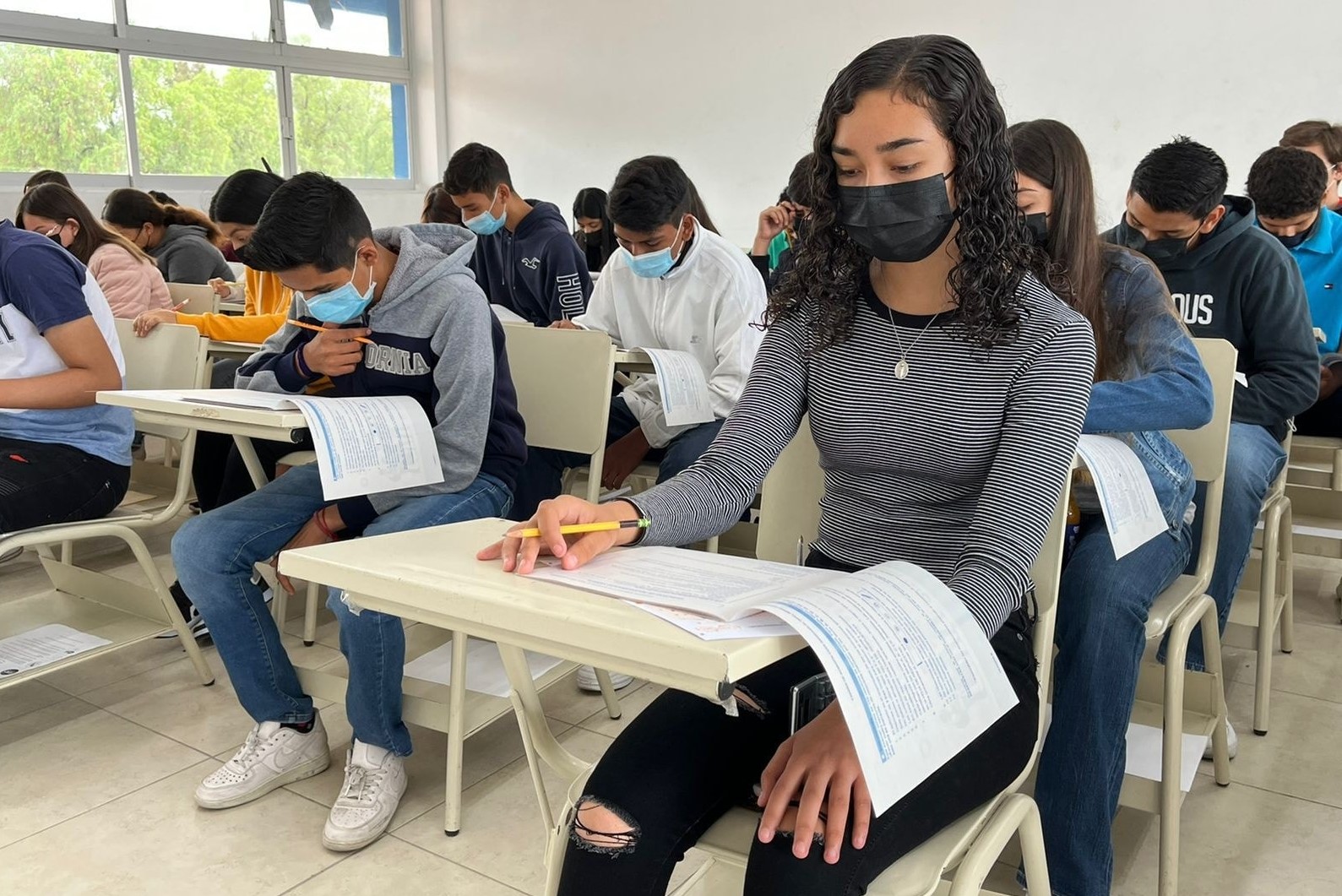 Inicia la entrega de fichas para ingresar a la prepa en Guanajuato ...